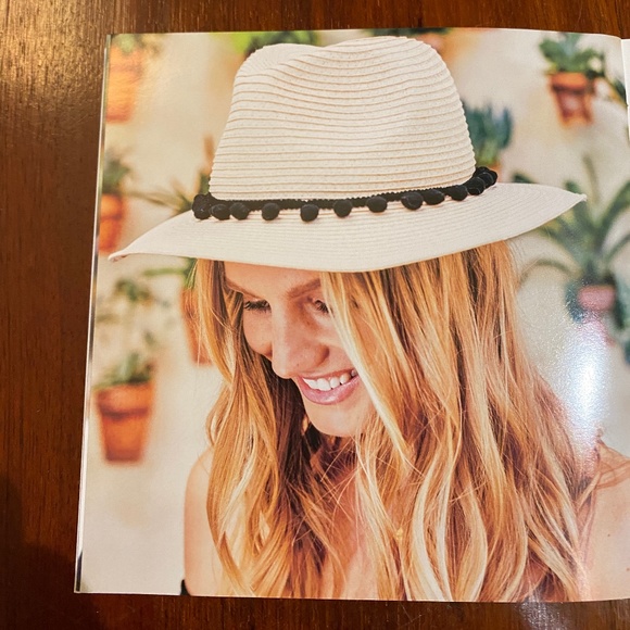 Sole Society | Accessories | Sole Society Zoe Box Of Style Summer 27 ...